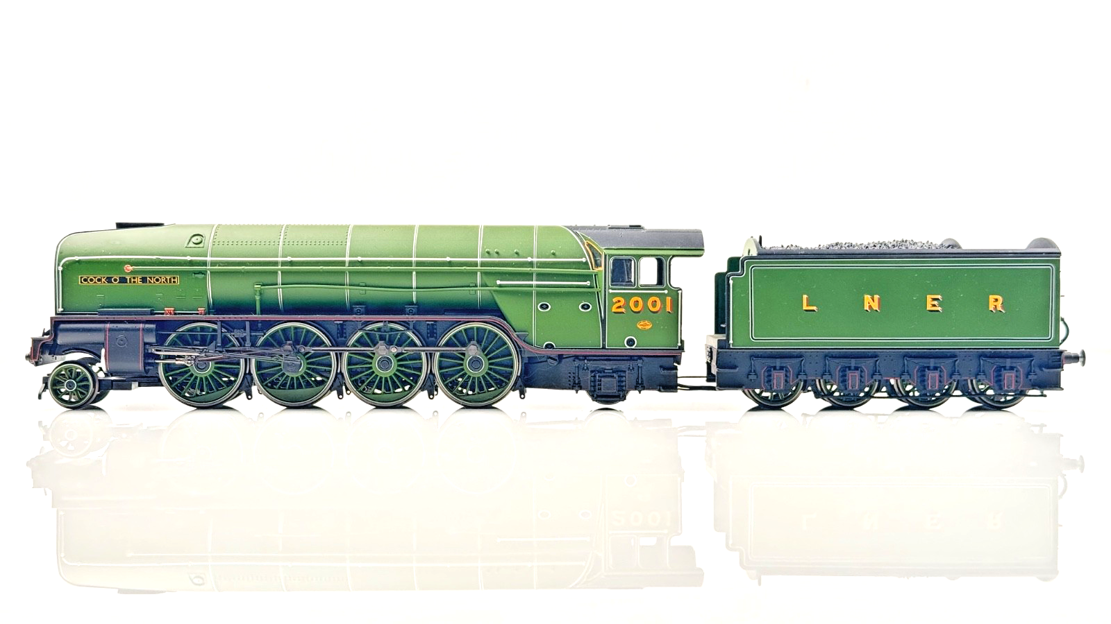 HORNBY 00 GAUGE - R3246TTS - LNER 2-8-2 CLASS P2 COCK O THE NORTH TTS ...